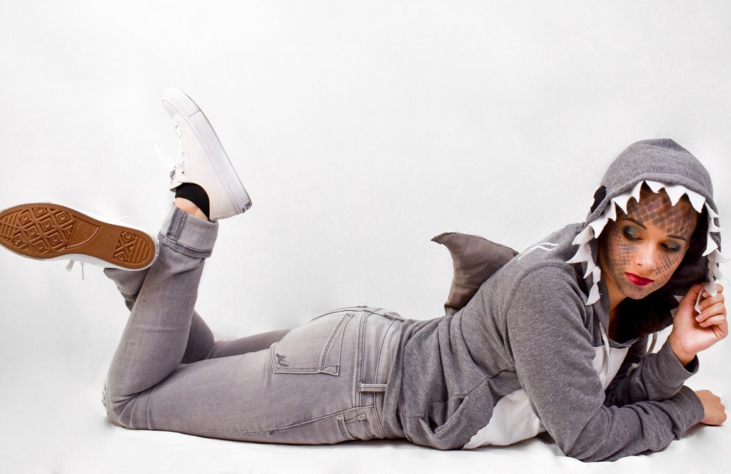 DIY Shark Costume & Makeup Tutorial – MaddieAutumn